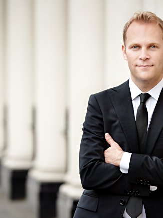 Jonathan Ware | HarrisonParrott